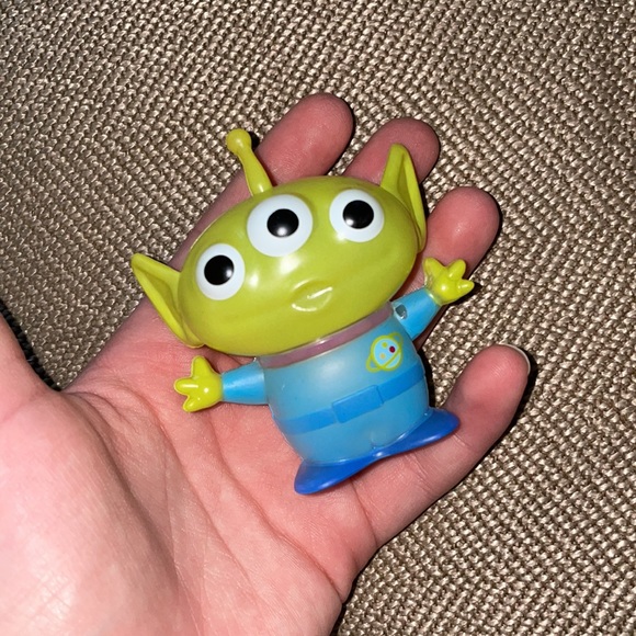 Toys | Miniso Disney Pixar Toy Story Transforming Starlight Signal ...